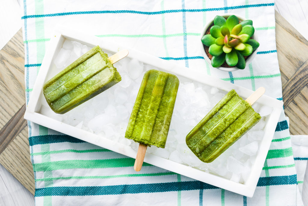 Green Smoothie Popsicles Are the Coolest Way to Eat Veggies • Homemaker ...